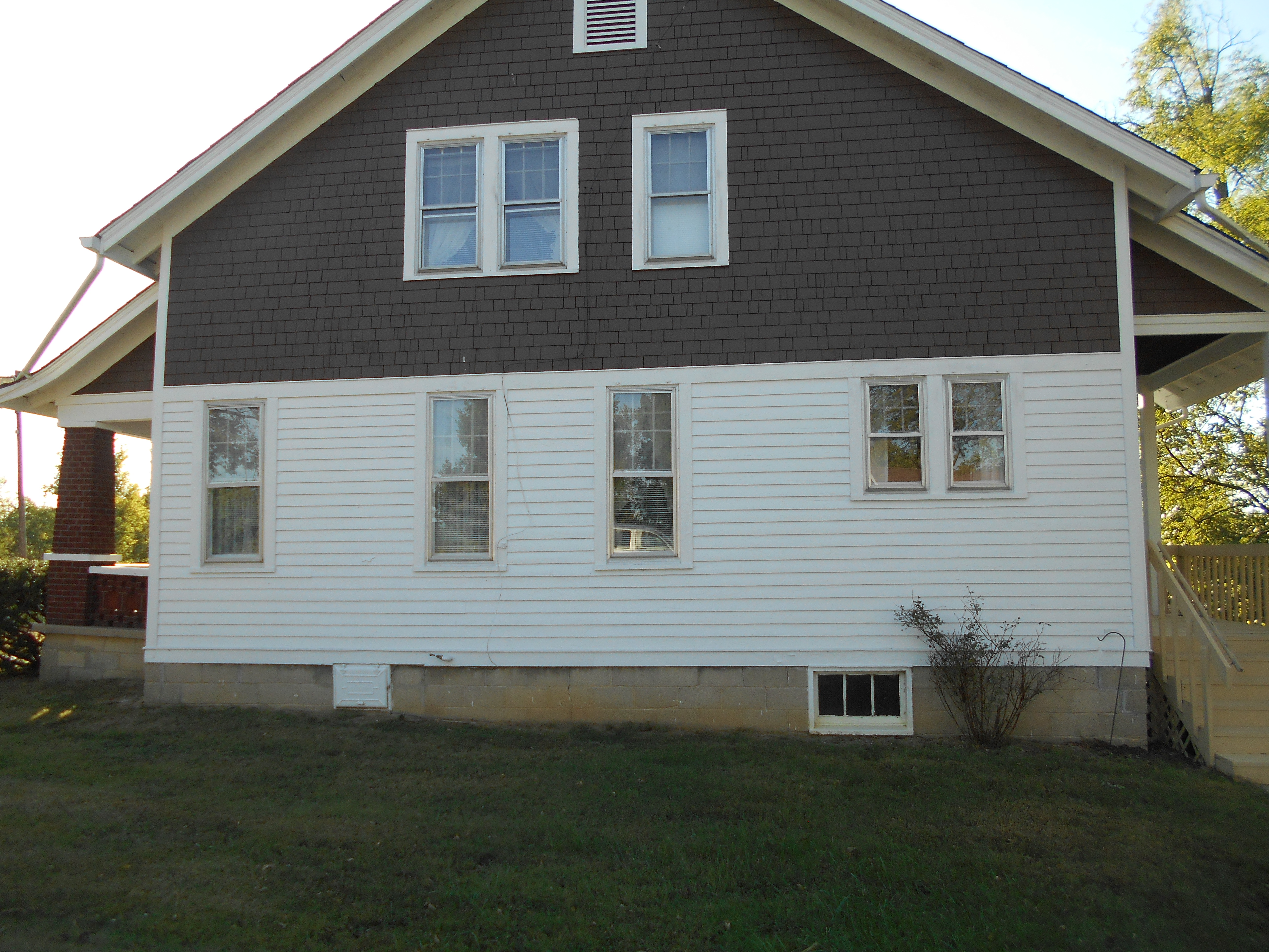 Clayton Auction (10) - Realty, Auction, Appraisal - Perry Poe Realty